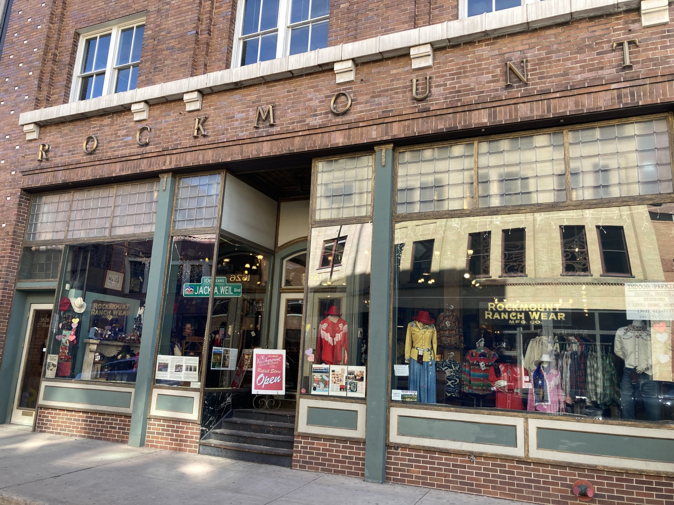 Rockmount Ranch Wear - Essential Denver